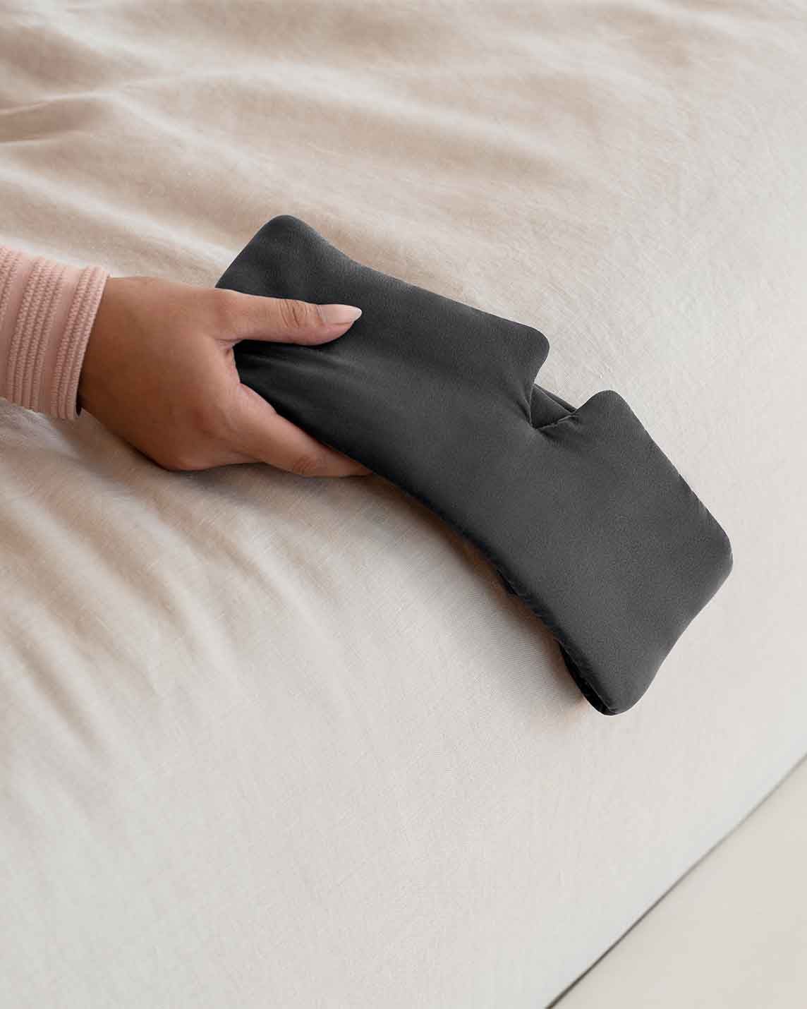 Weighted Silk Sleep Stone Mask – Baloo Living